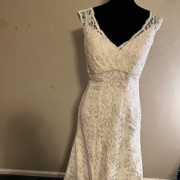 David's Bridal | Dresses | Davids Bridal Lace Wedding Dress | Poshmark